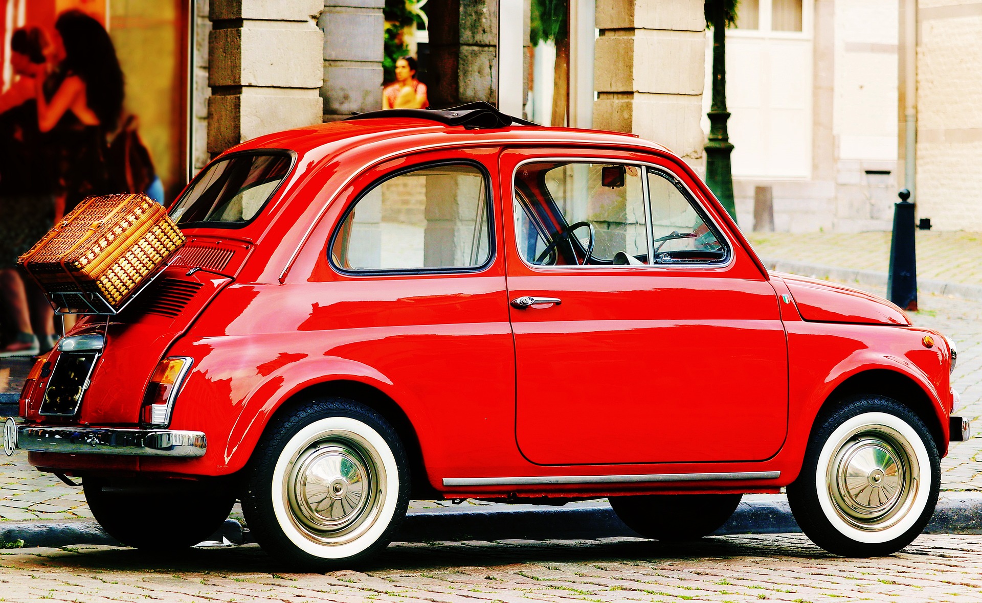 10 Models or Brands of Car that Starts with F - Things That Start With A-Z